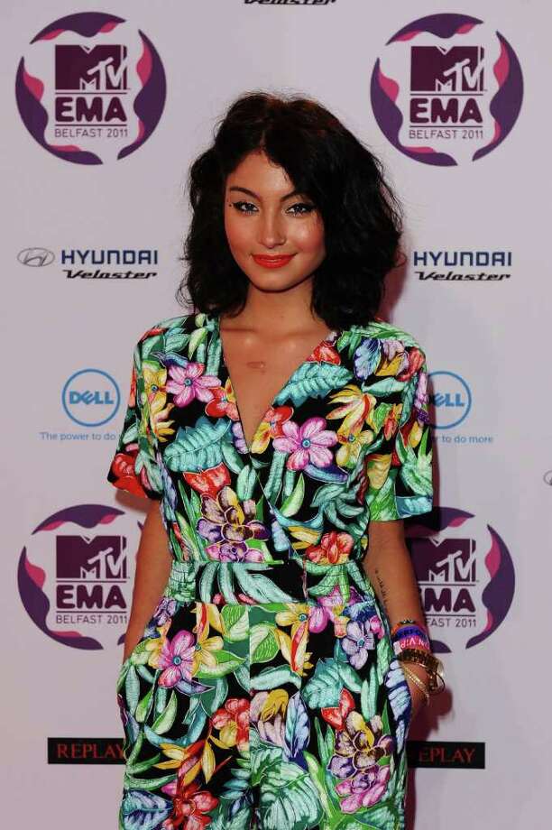 Wacky style at the MTV EMAs - Connecticut Post