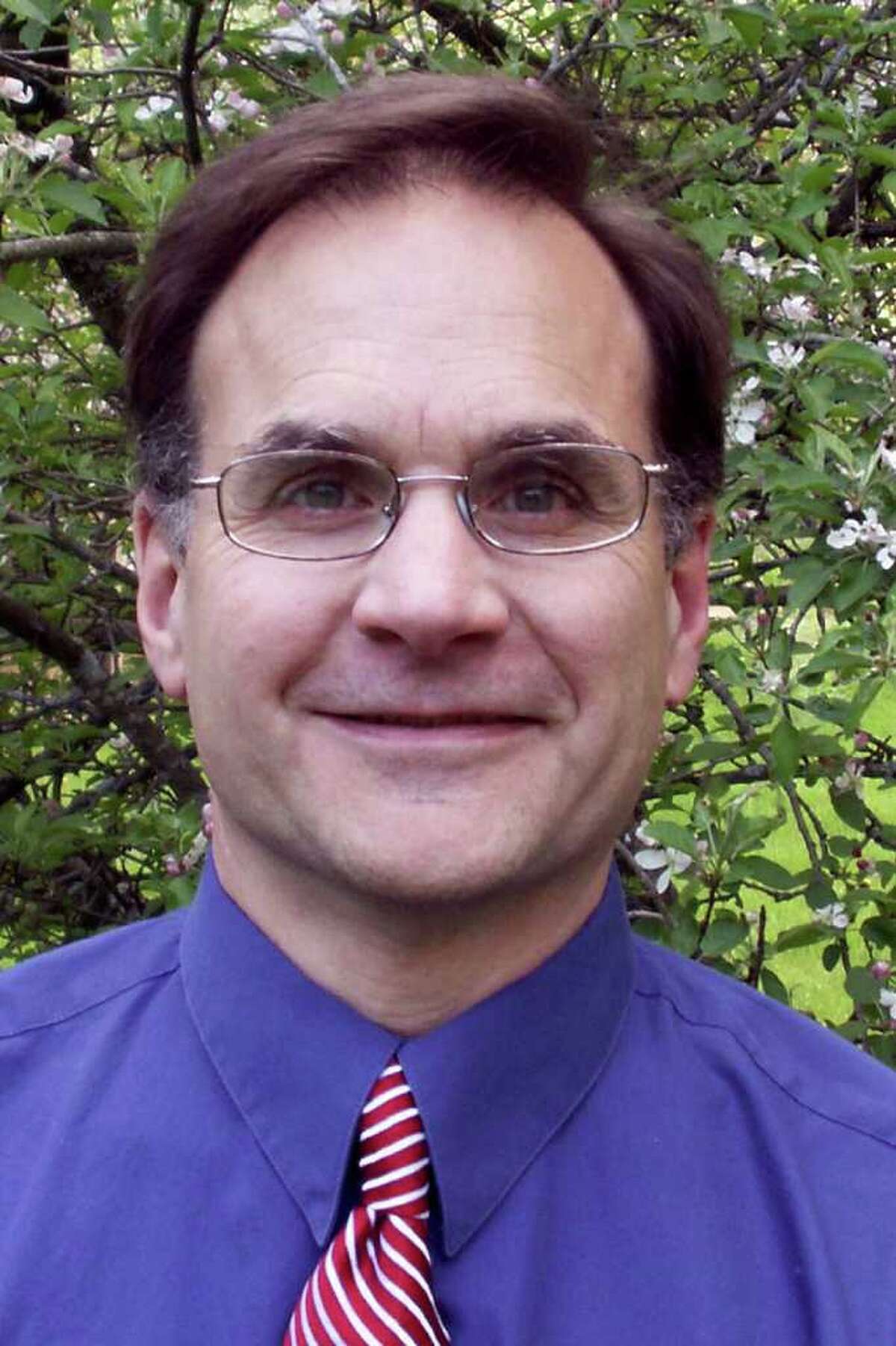 Republican George Temple takes Oxford First Selectman race