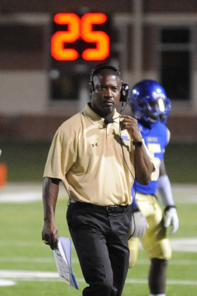 Ozen's Nelson has program headed in right direction