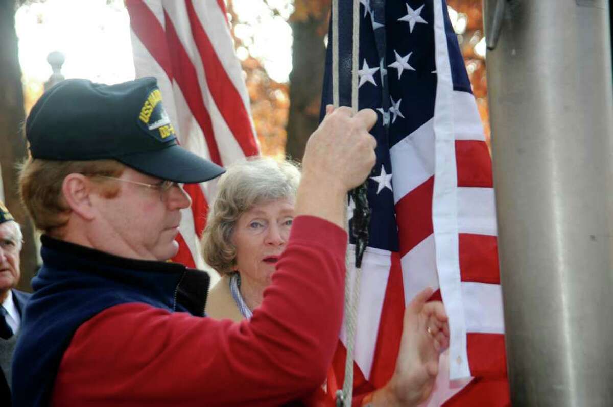 Riverside School honors veterans