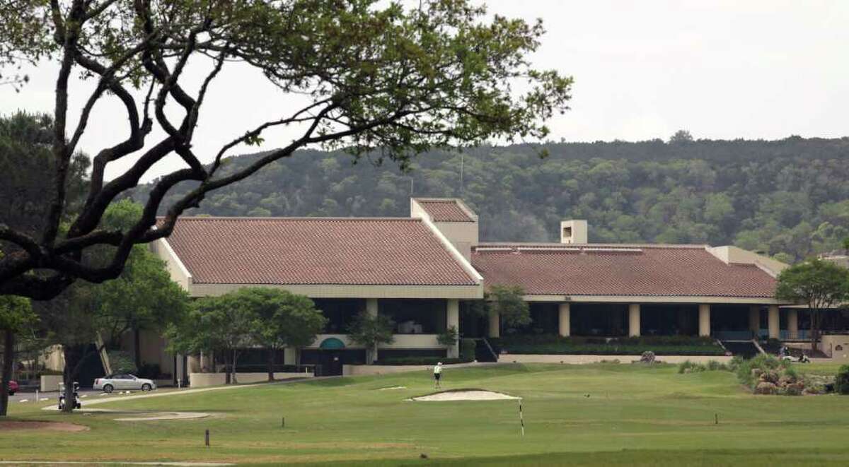 Fire raging at George Strait owned Tapatio Springs Resort