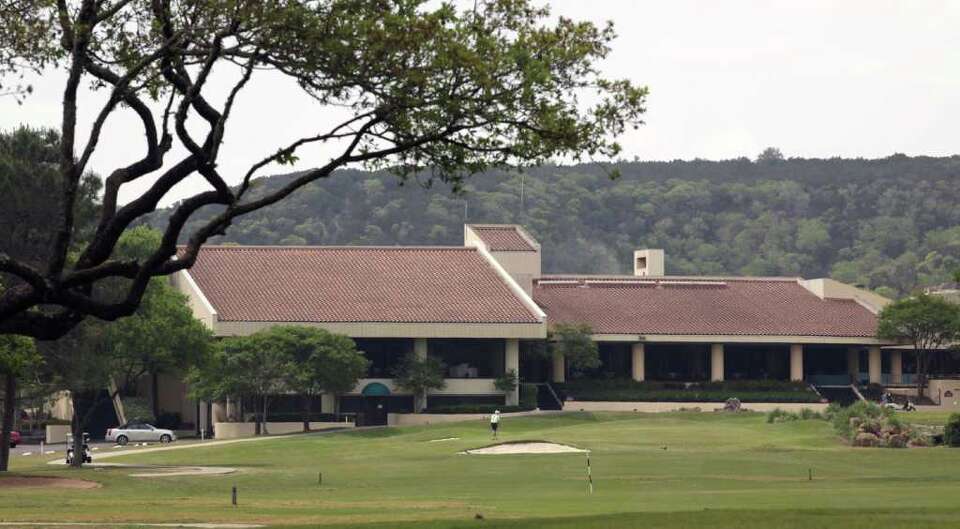 Fire raging at George Strait owned Tapatio Springs Resort