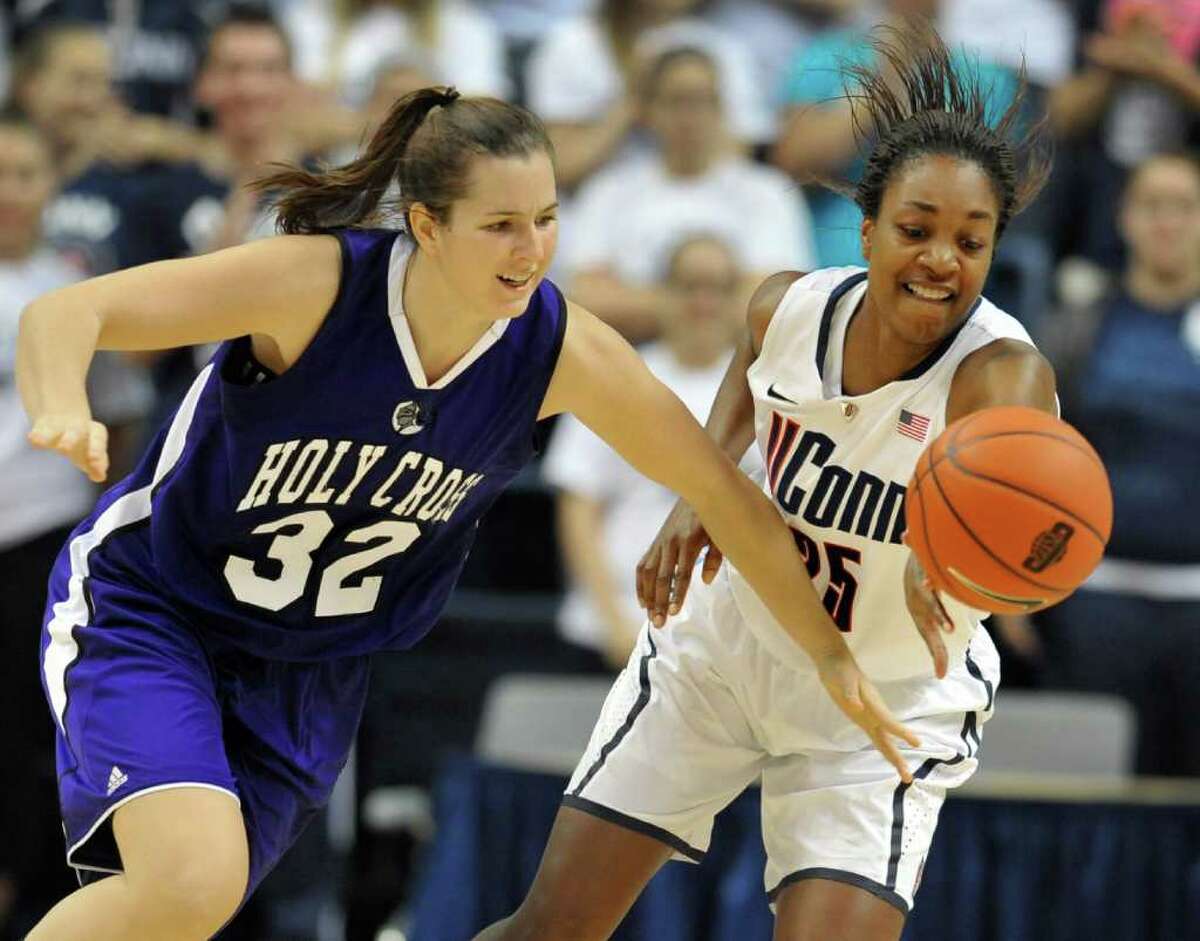 Doty leads UConn women to victory over Holy Cross