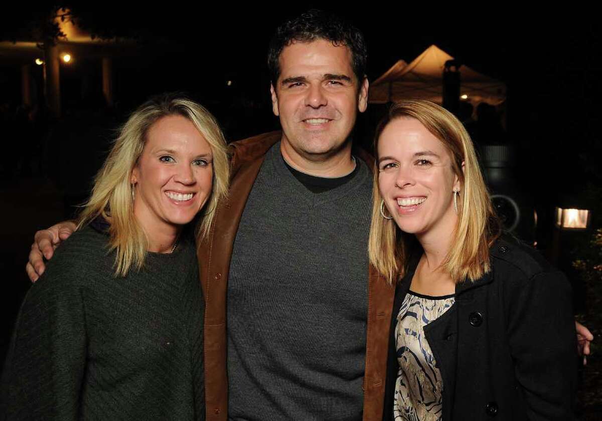 Houston Zoo's Feast With the Beasts presents the B-52s