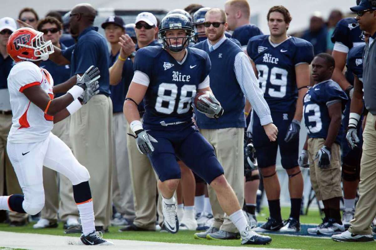 Rice's Carter focused on homework not highlight shows after making debut