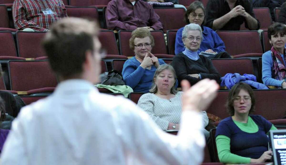 Photos: Bird lecture at State Museum