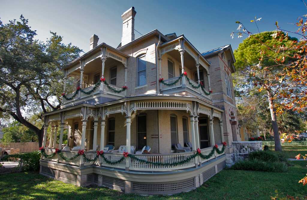 Spaces: King William home tour offers look into the past