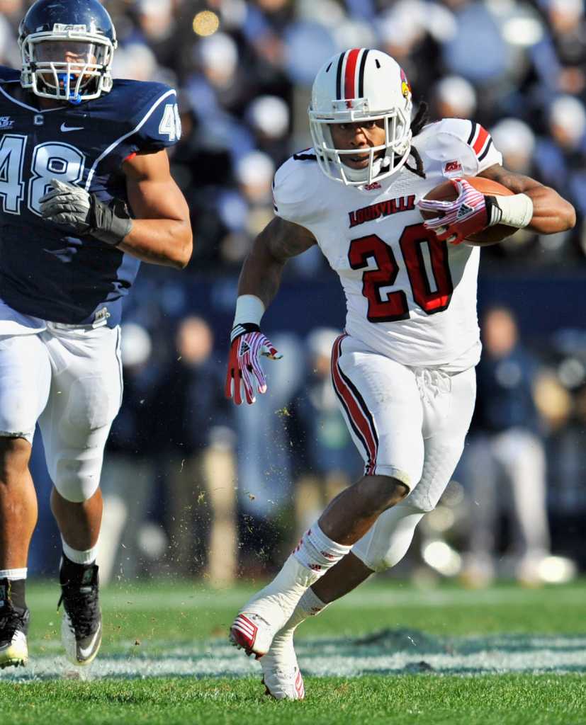 Louisville knocks off UConn, which falls out of Big East race