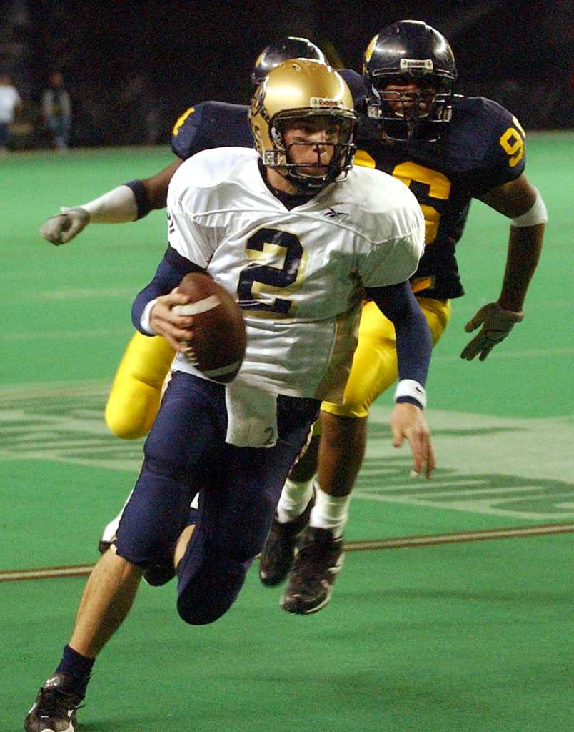 Ex-Alamo Heights star Clement signs with CFL team