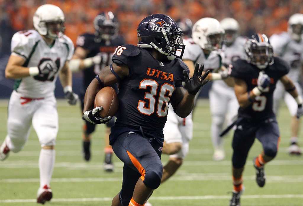 UTSA completes inaugural football season with rout