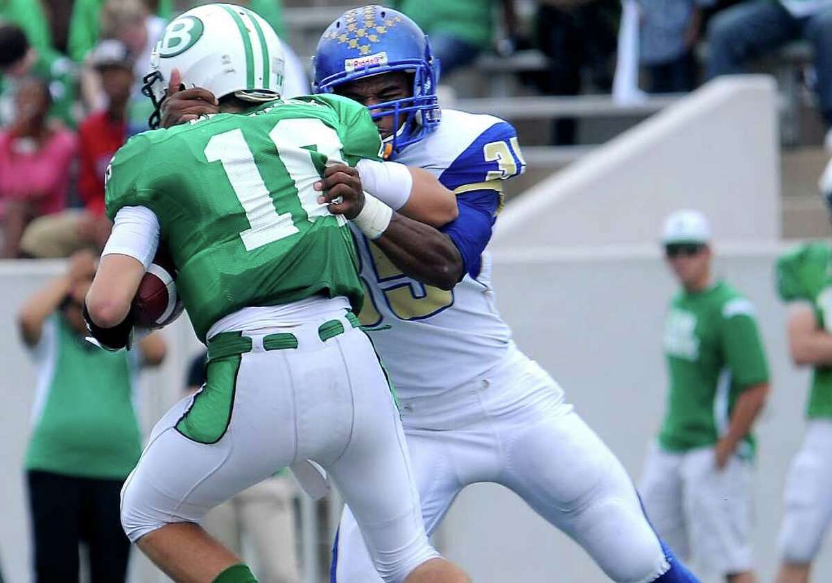 Ozen players believe, beat Brenham to move on to third round of playoffs