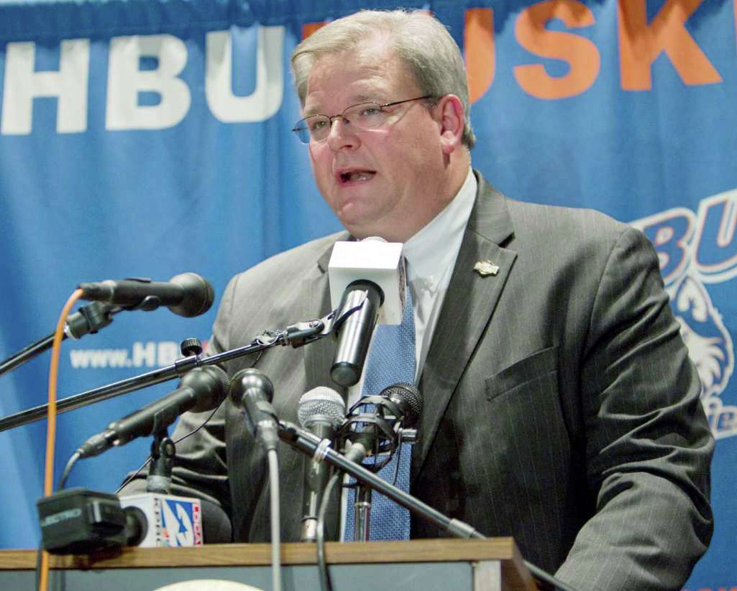 HBU will play football, join Southland Conference