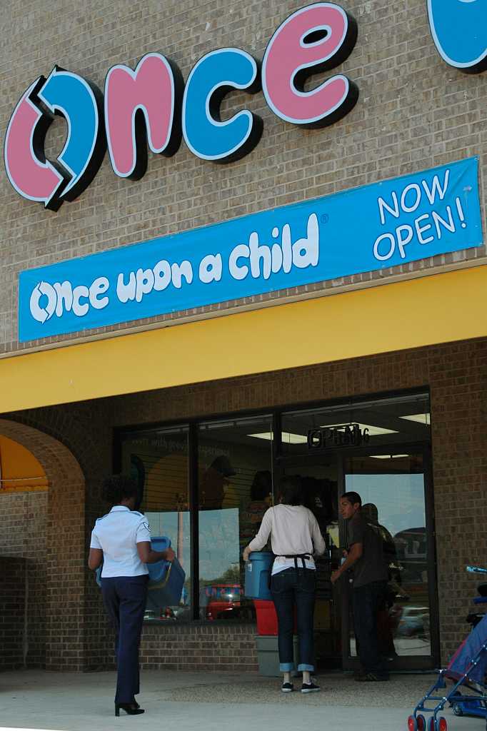 Once Upon A Child comes to Pearland