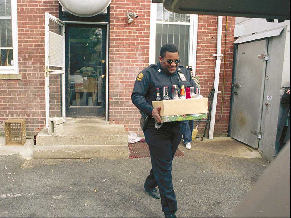 Greenwich Police Officer Hardy retiring after 23 years