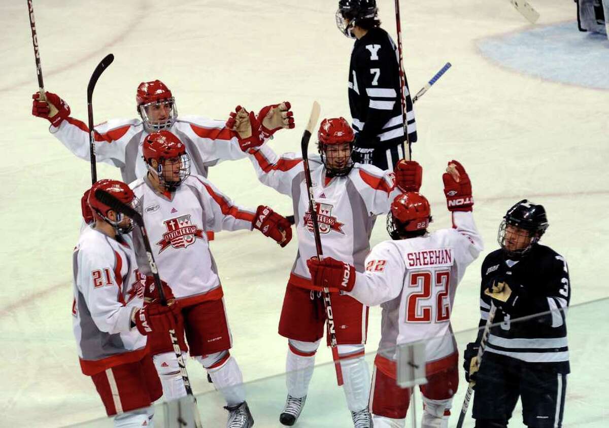 SHU wins a shocker over No. 8 Yale in hockey