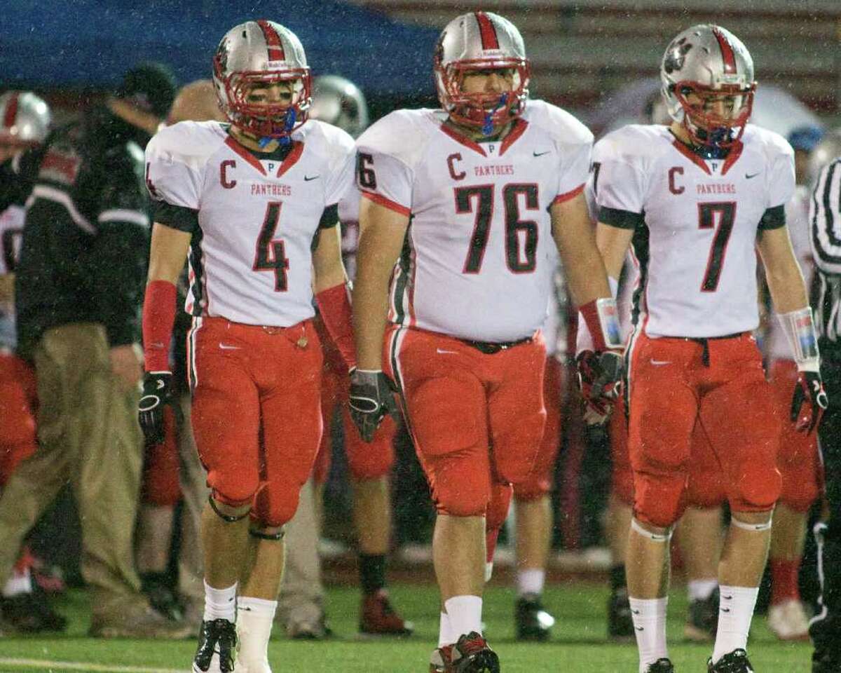 Thanksgiving week football: Pomperaug vs. Oxford