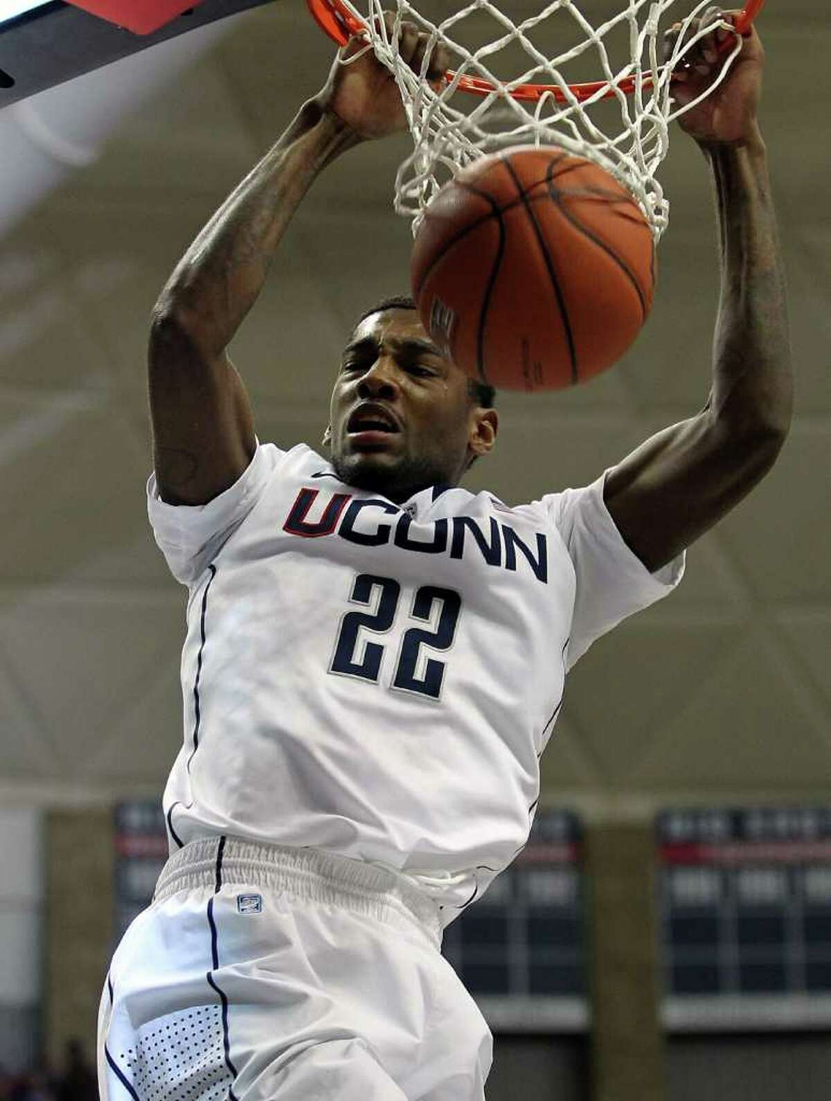 UConn's Roscoe Smith to transfer