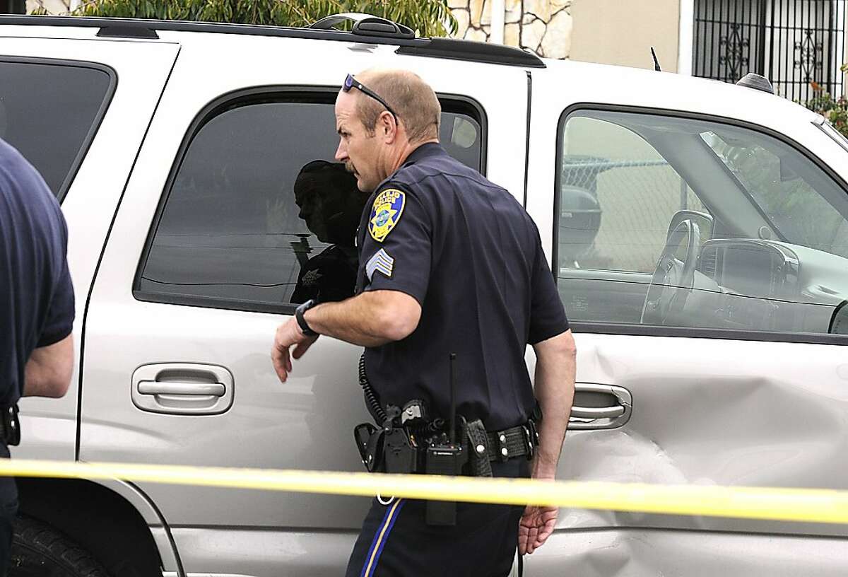 Vallejo cop killed by suspected bank robber