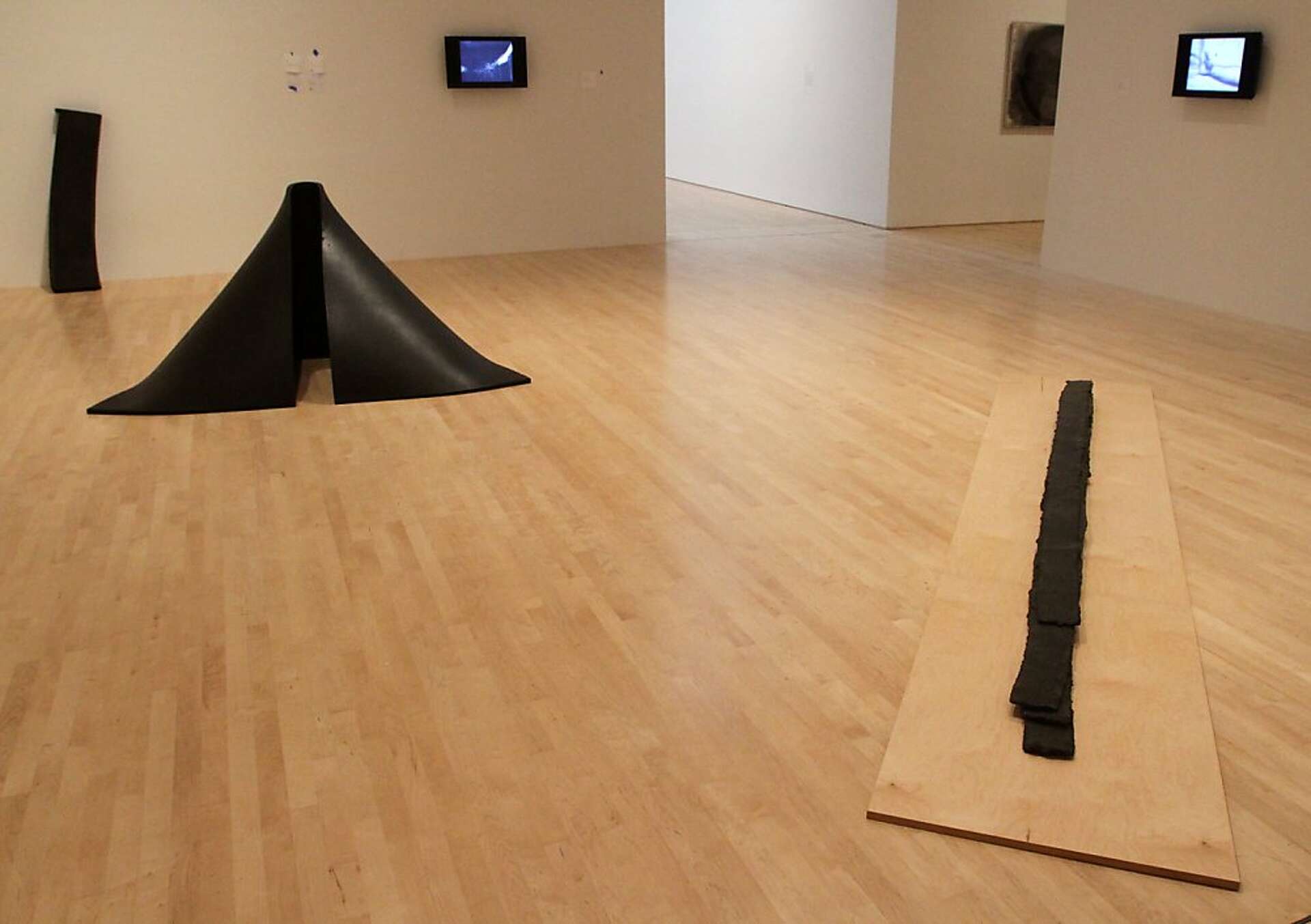Richard Serra's drawings function as sculpture