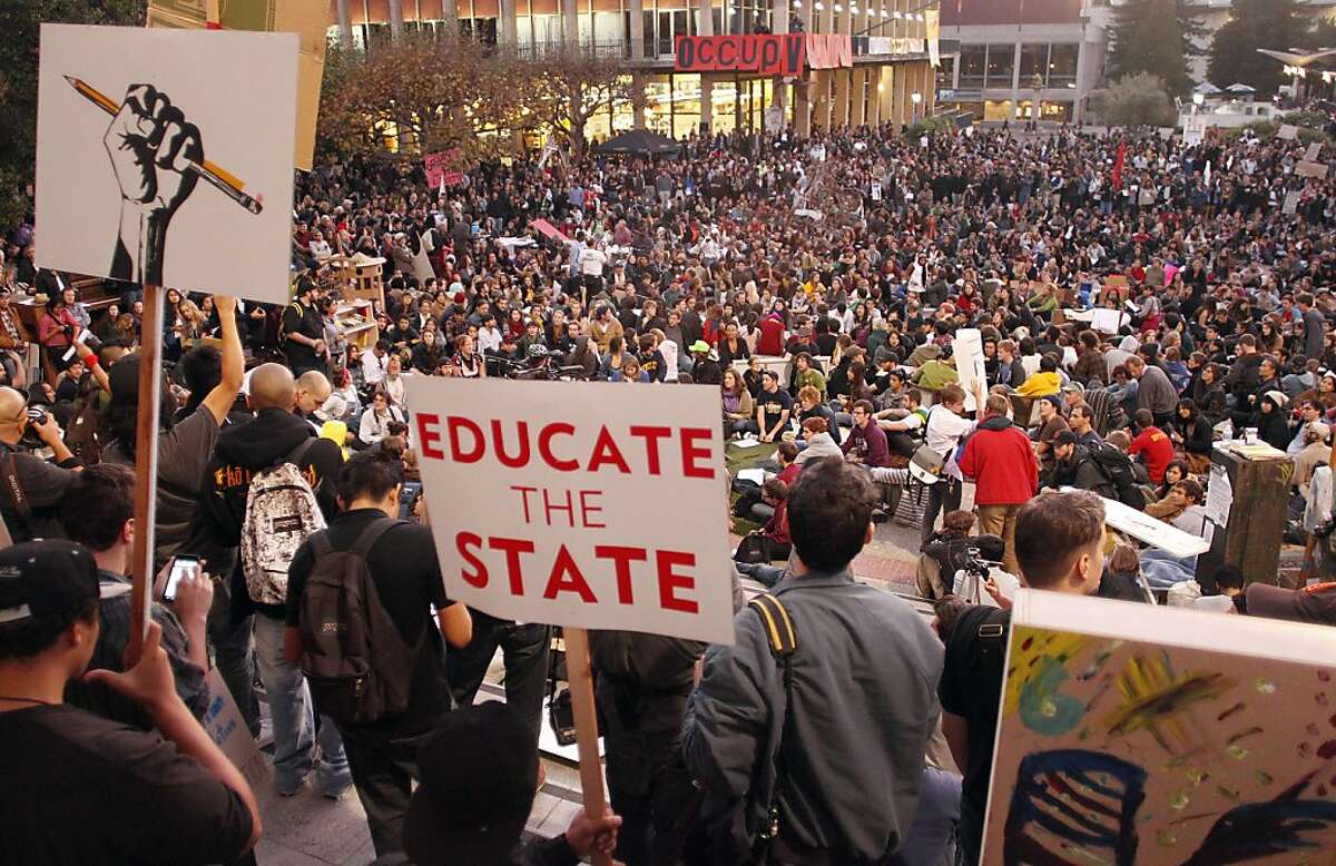 Huge protest at UC Berkeley - vote to set up camp