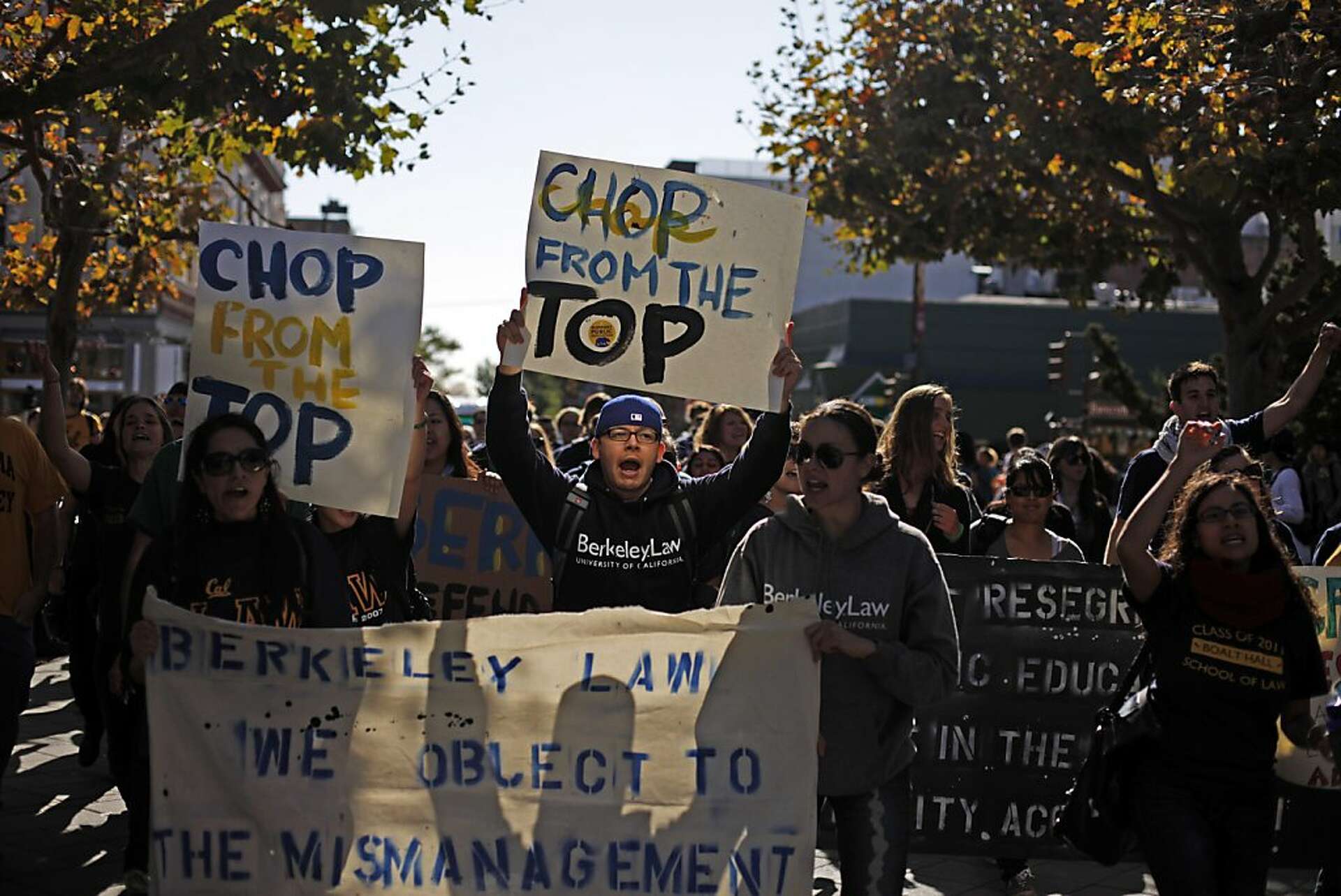 Huge protest at UC Berkeley - vote to set up camp