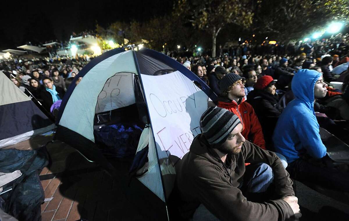 Huge protest at UC Berkeley - vote to set up camp