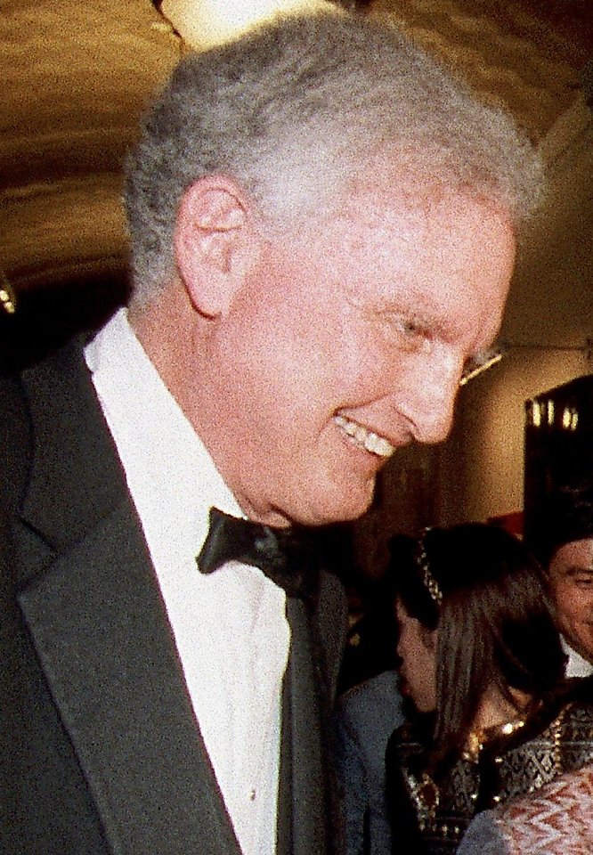 Michael Heyman dies; ran UC Berkeley, Smithsonian