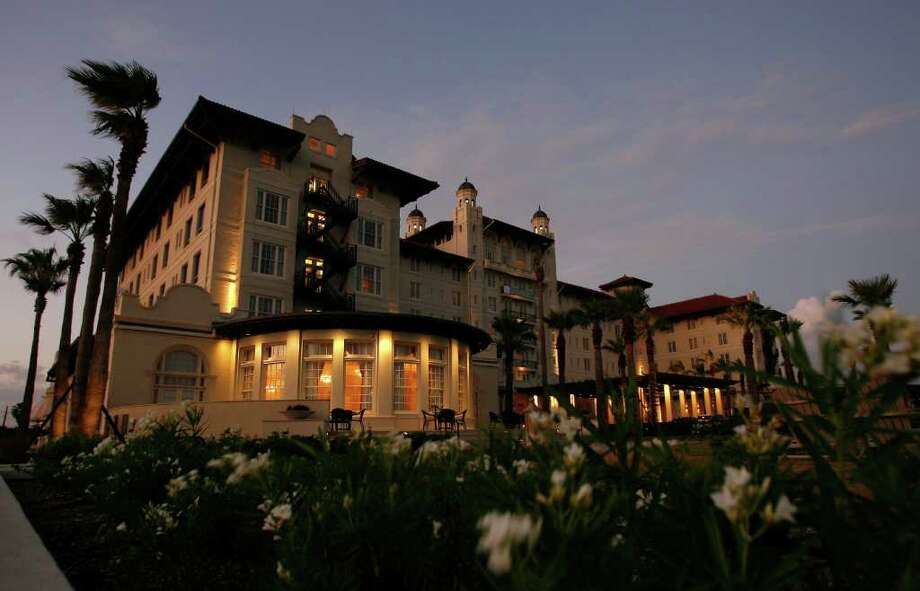 Galveston's grand hotels offer manly pleasures - Houston Chronicle