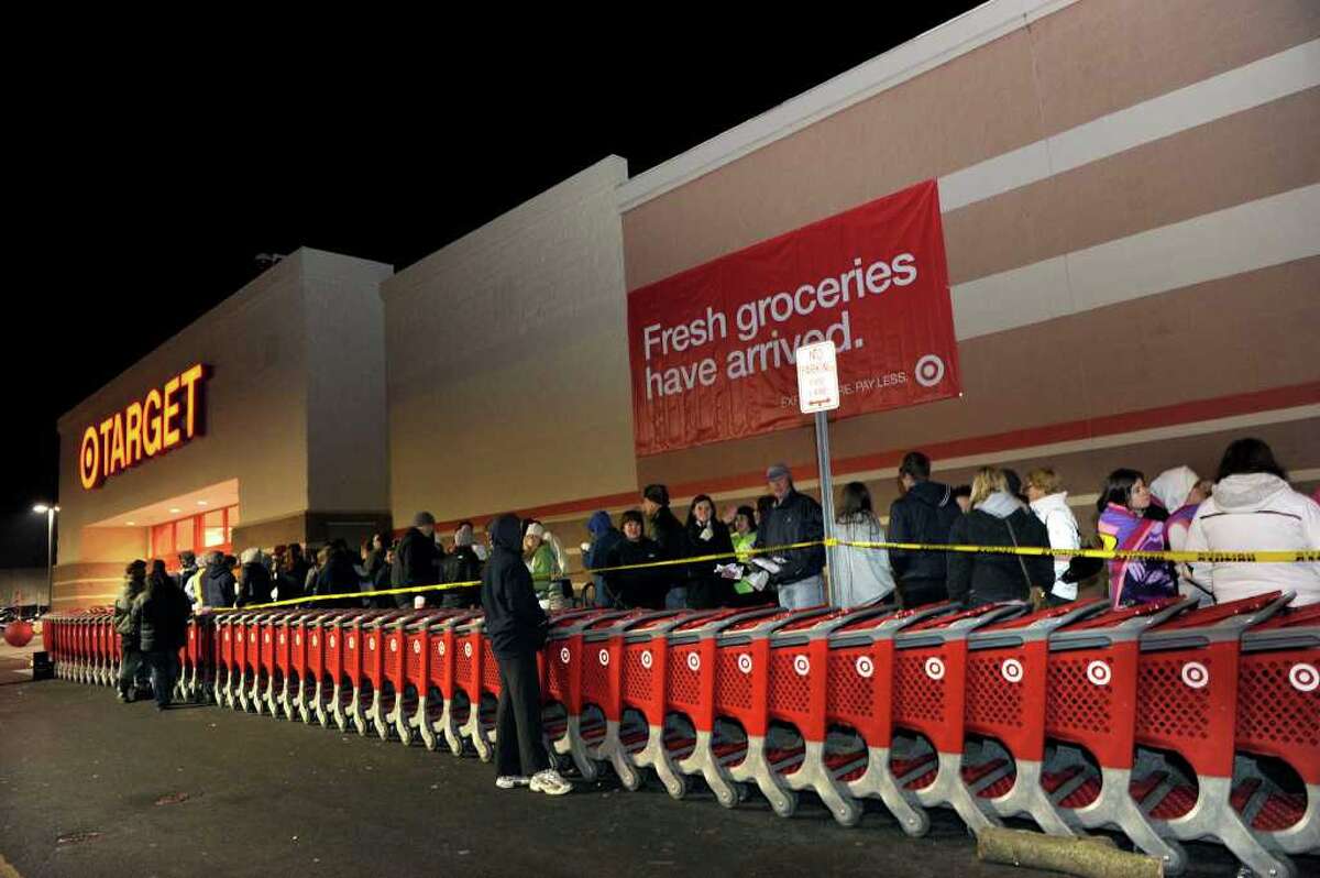 Merchants, shoppers welcome Black Friday