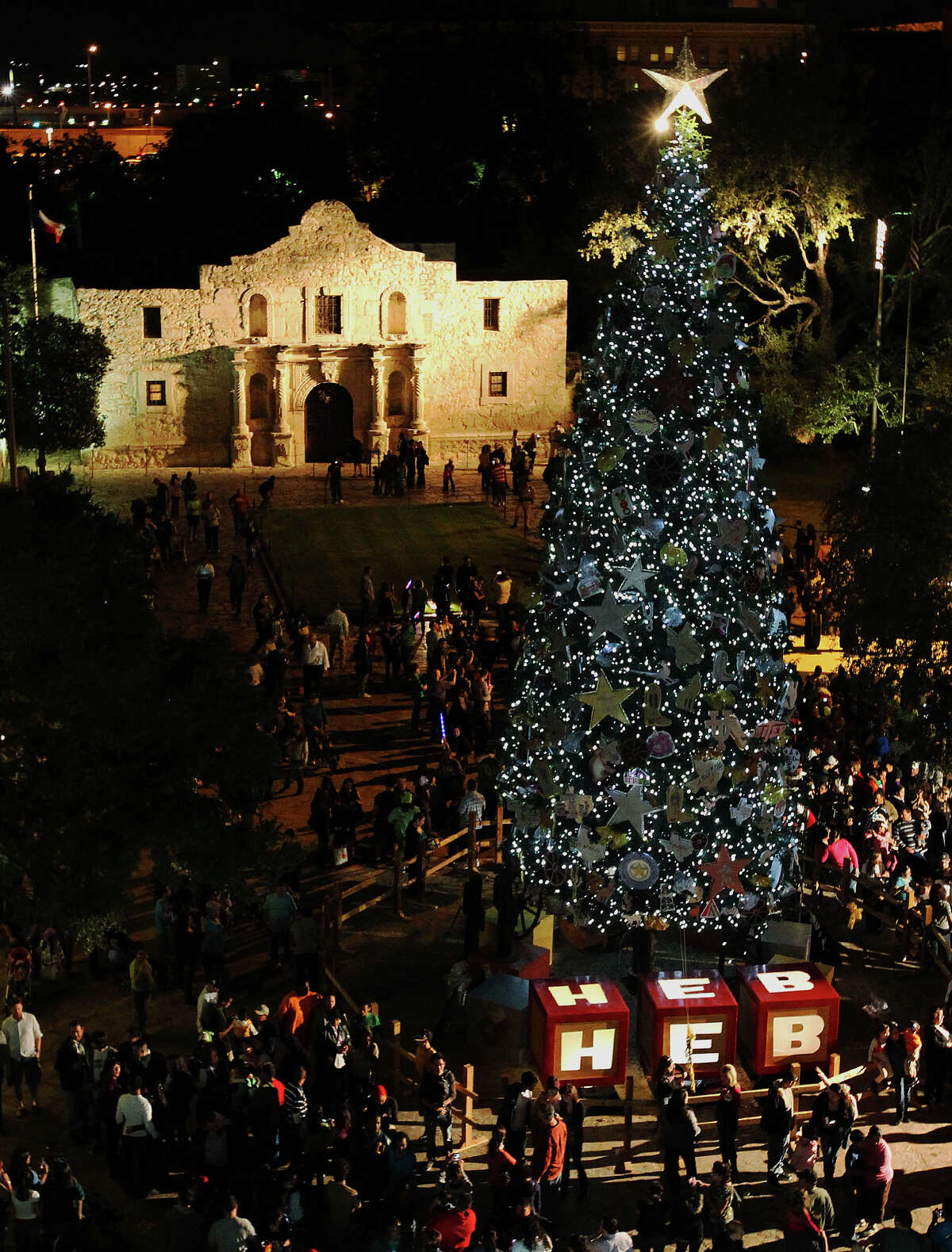 Ford Holiday River Parade & Lighting Ceremony 2011