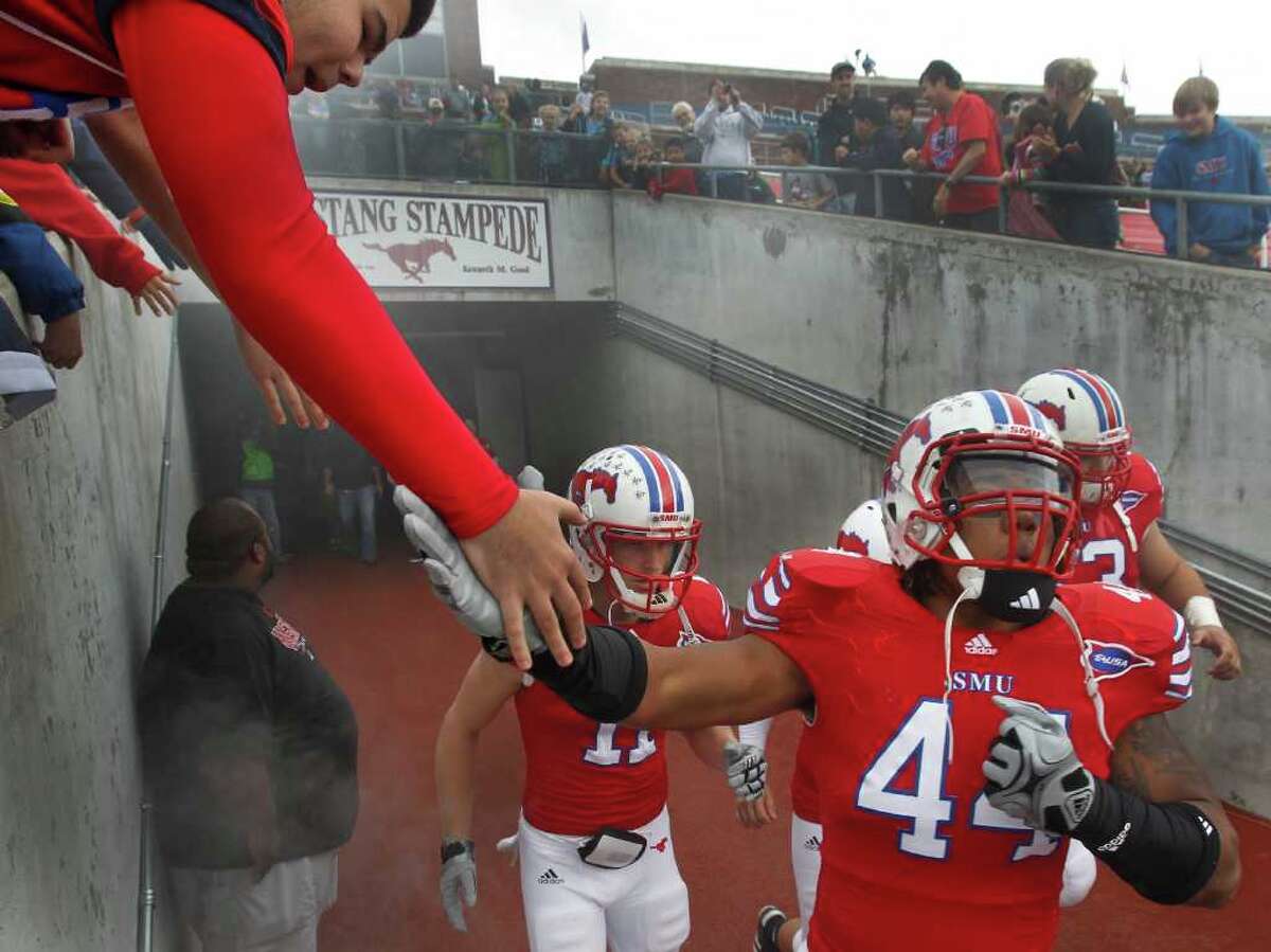 Rice's rally falls short in finale against SMU