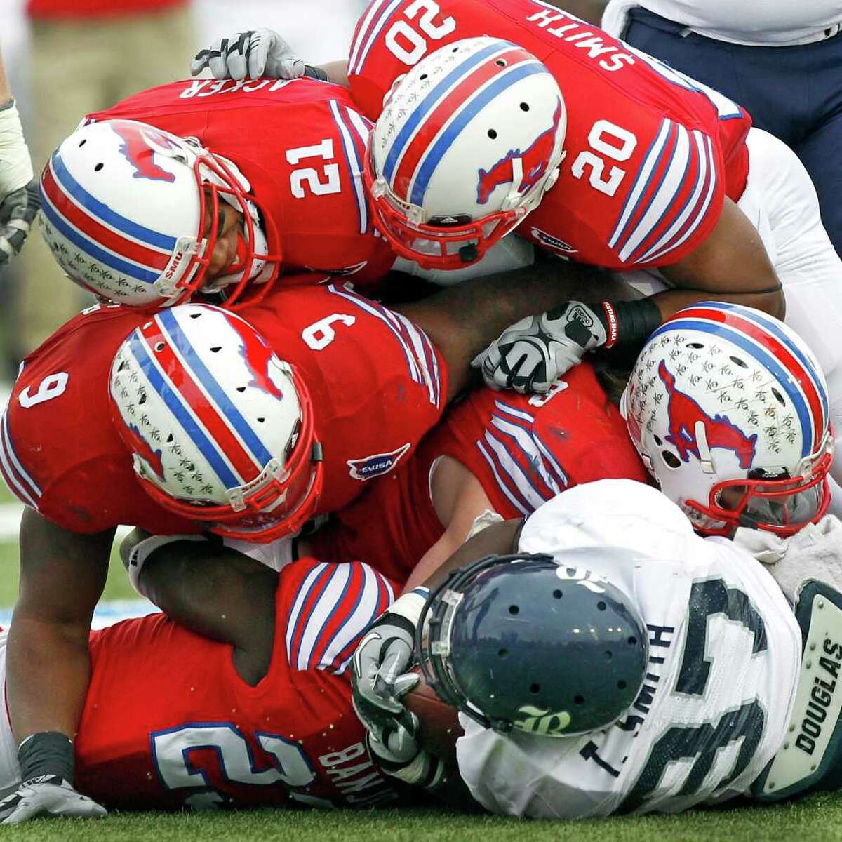 Rice's rally falls short in finale against SMU