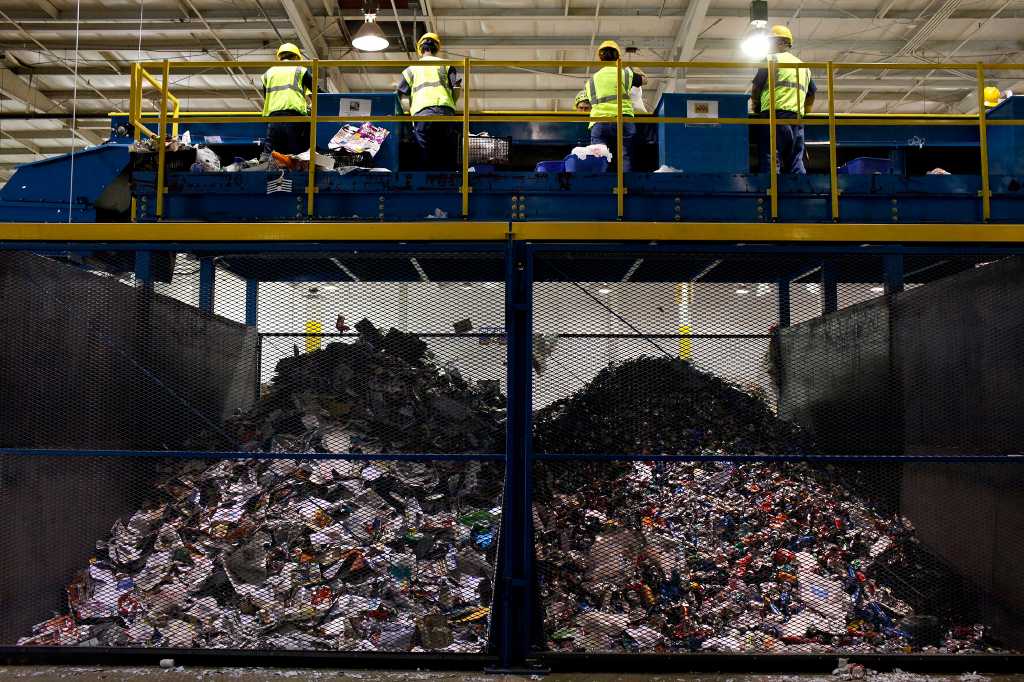 San Antonio steps up recycling