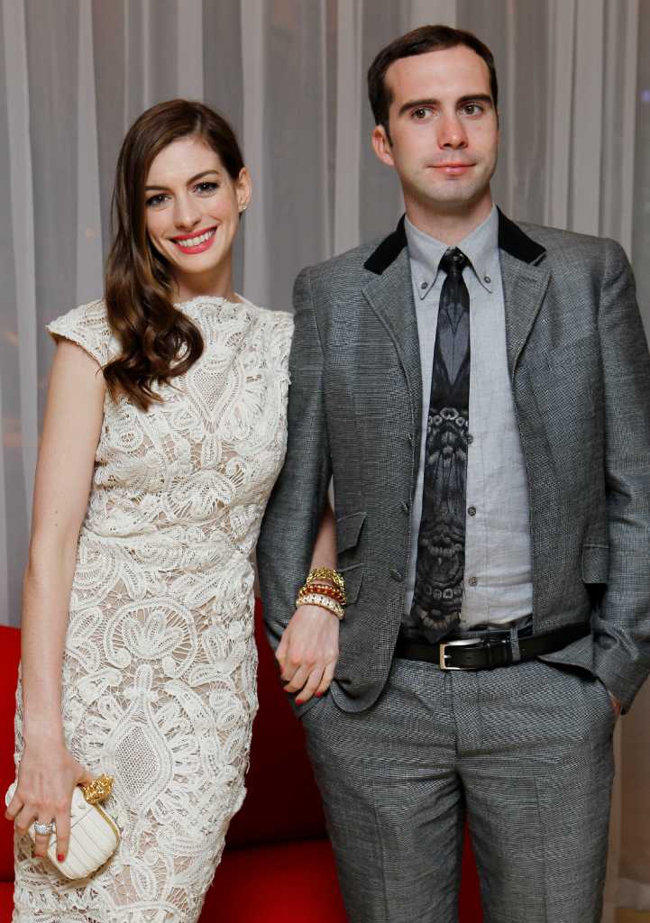 Anne Hathaway is engaged to boyfriend Adam Shulman