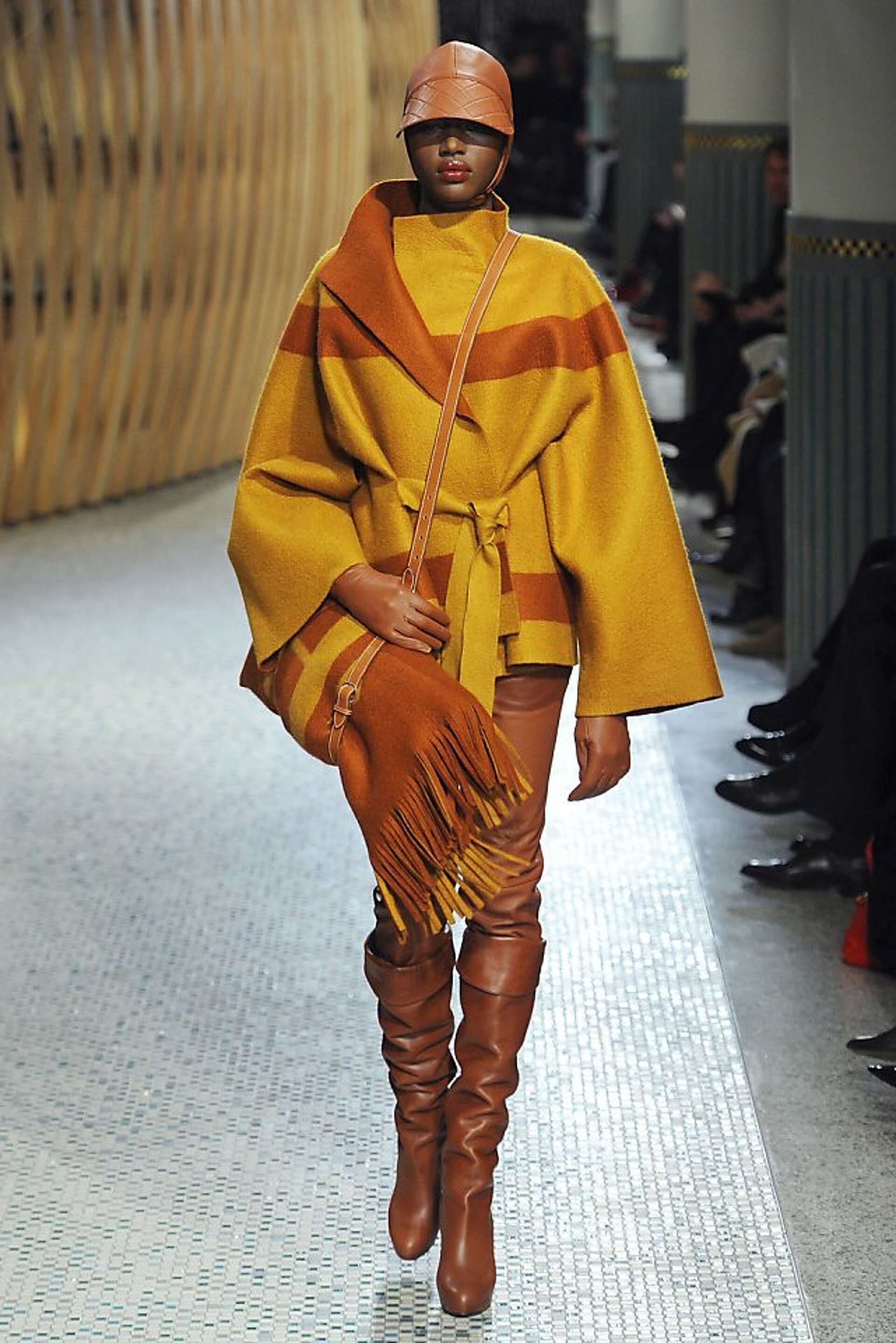 Felt in fashion on runways and in interiors