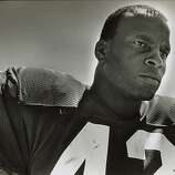 Ronnie Lott stunned by loss of fingertip, 1986 - SFGate