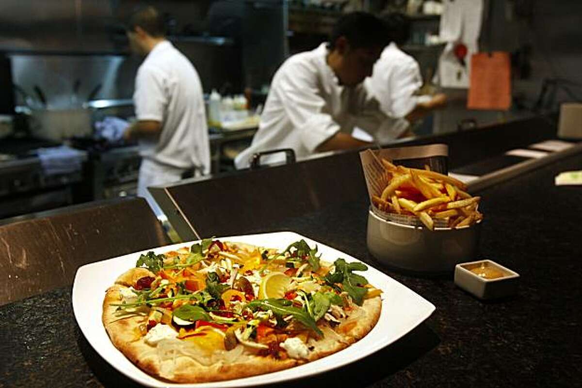 Skool review: S.F. restaurant specializes in fish