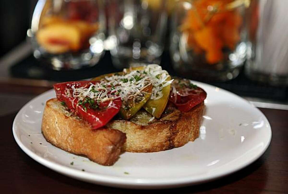 S.F.'s Zero Zero a haven for upscale pizza