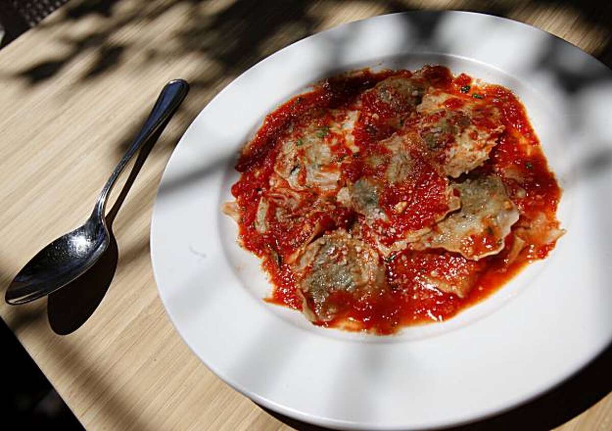 Retro Catelli's serves up family classics