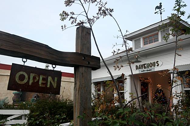 Ravenous Cafe and Lounge, Healdsburg