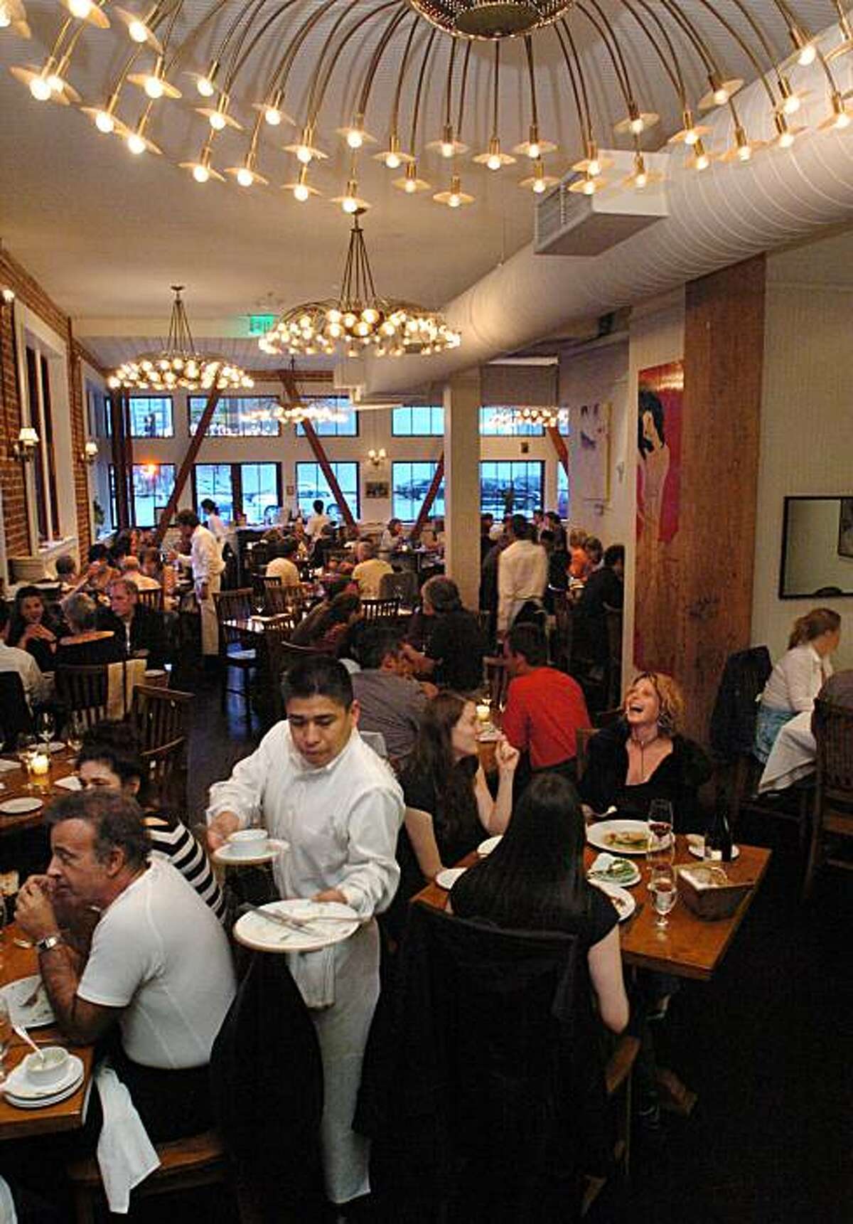Town Hall food, service still stand out