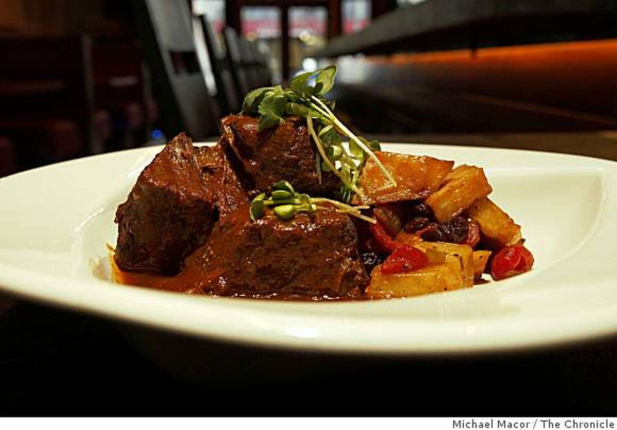 Service, food fall short at Reposado