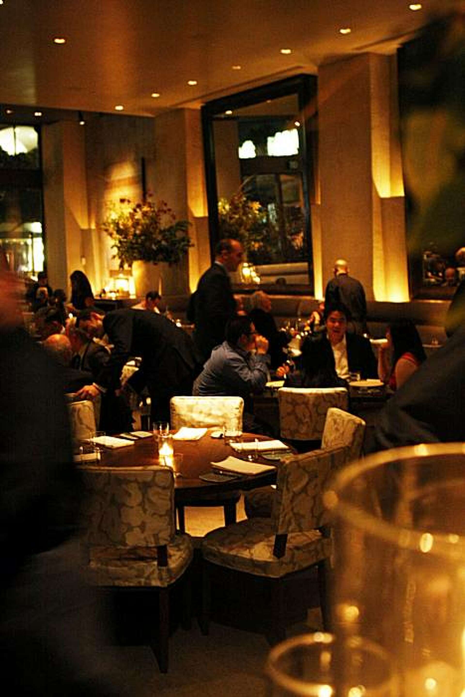 Michael Mina opens in former Aqua spot