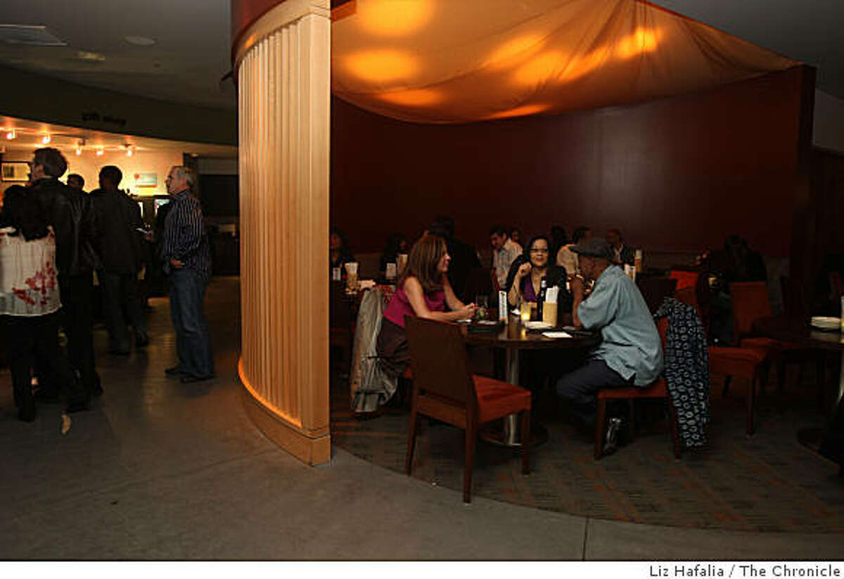 Yoshi's Jazz Club and Japanese Restaurant