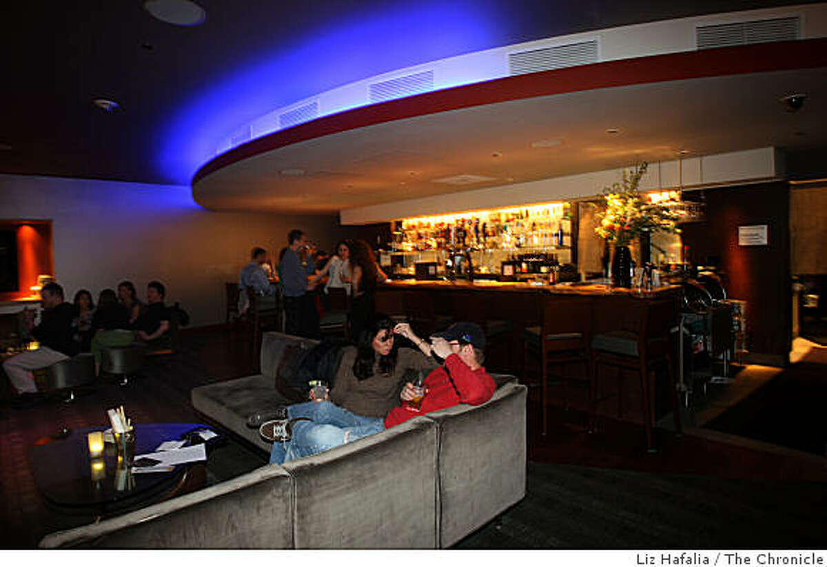 Yoshi's Jazz Club and Japanese Restaurant