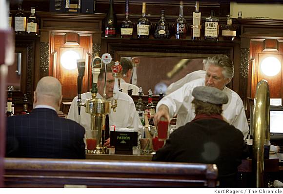 Opening: Washington Square Bar & Grill