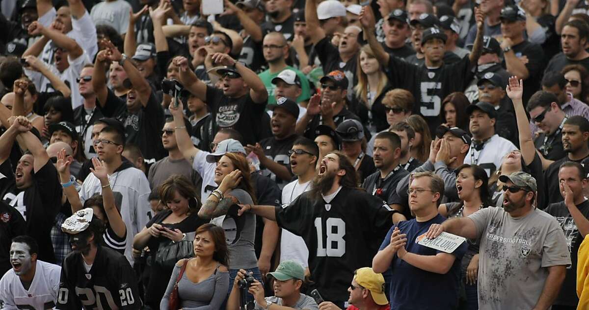 LaDainian Tomlinson: Still the Raiders' tormentor