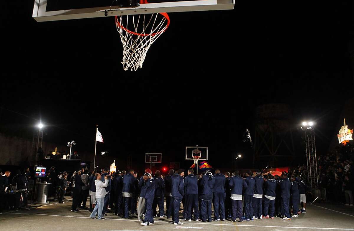 Basketball tourney on the Rock