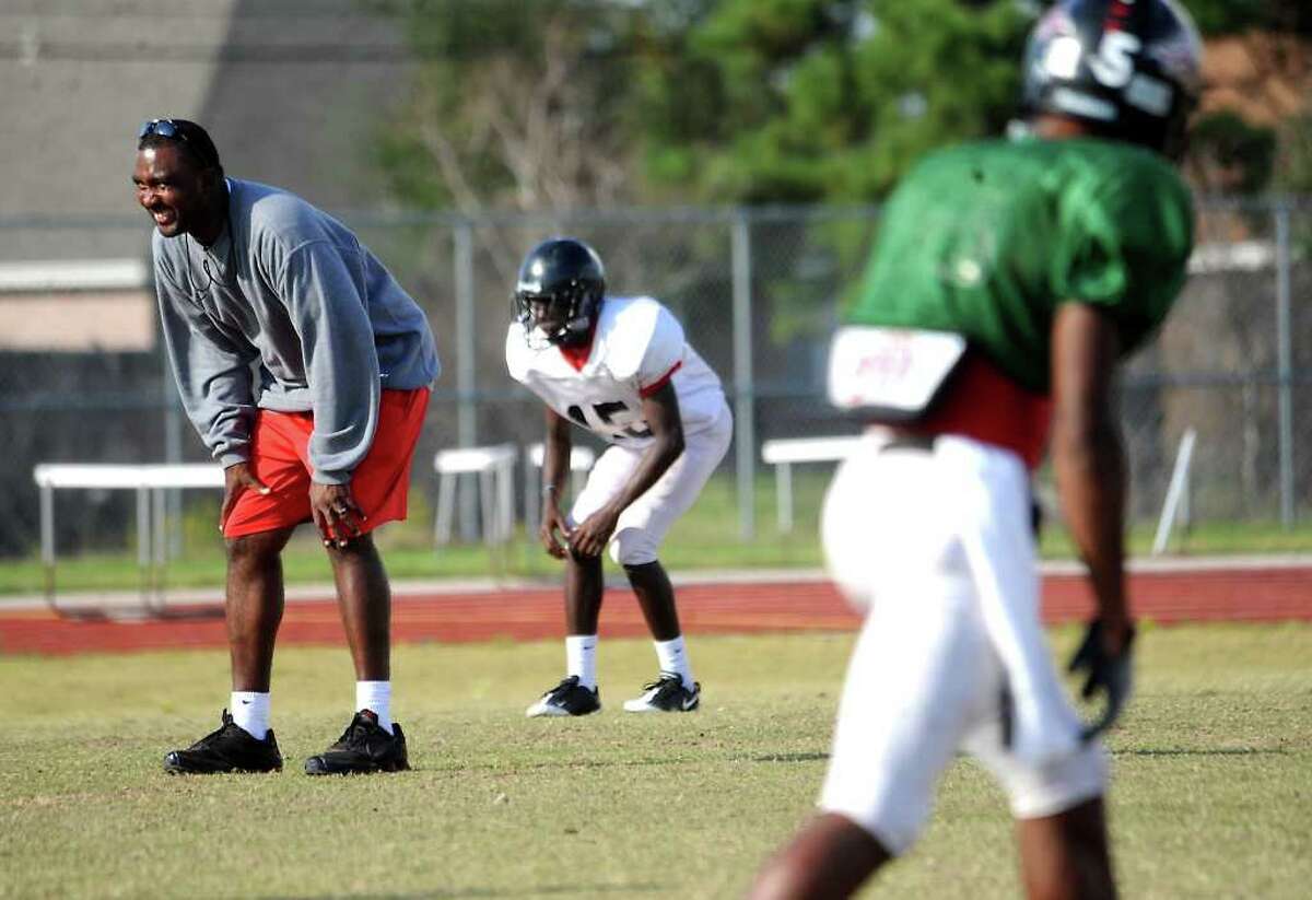 Port Arthur Memorial head coach Kenny Harrison