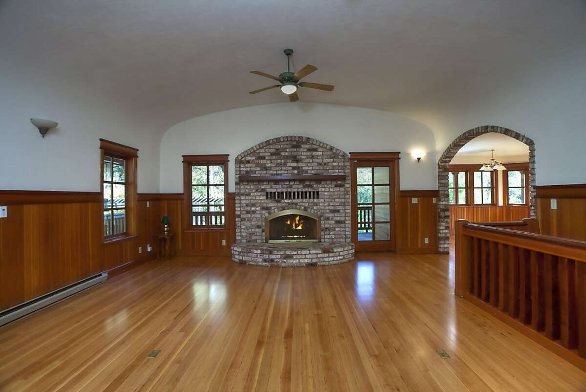 San Gregorio ranch home with wraparound veranda